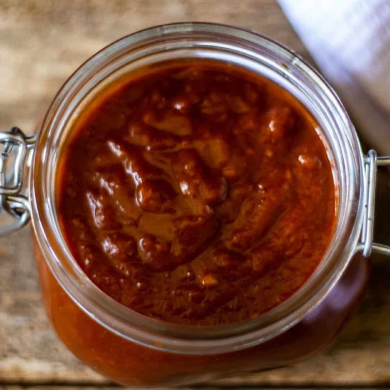 Sweet Chipotle BBQ Sauce Recipe - Easy Homemade Condiment